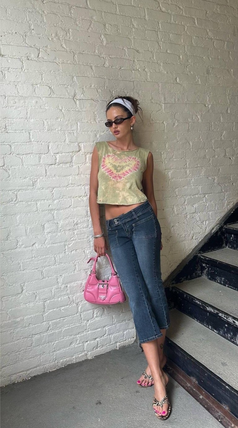 Capris: In Or Out This Season? – Vanessa's Digital Dialogue